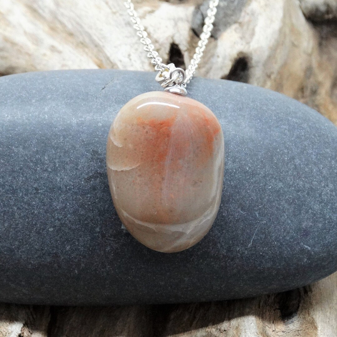 Collier pendentif en pierre du lac Supérieur. Bijoux en pierre du lac Supérieur. Bijoux en ...