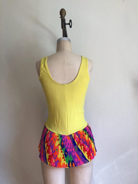 Vintage 1960s Psychedelic Yellow Swimsuit w/ Pleated … - Gem