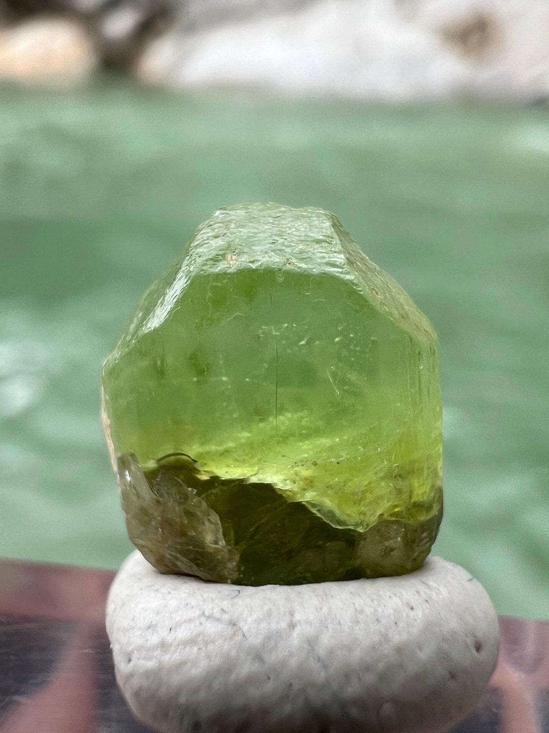 Parrots Breast Green Terminated Peridot Crystal Himalayas 1.4 Grams ...