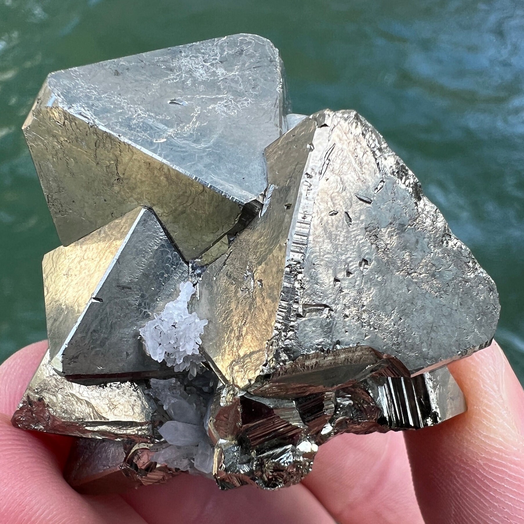 Large Octahedral Pyrite Cluster From Peru • 1/3 of a Pound!! 170 Grams ...
