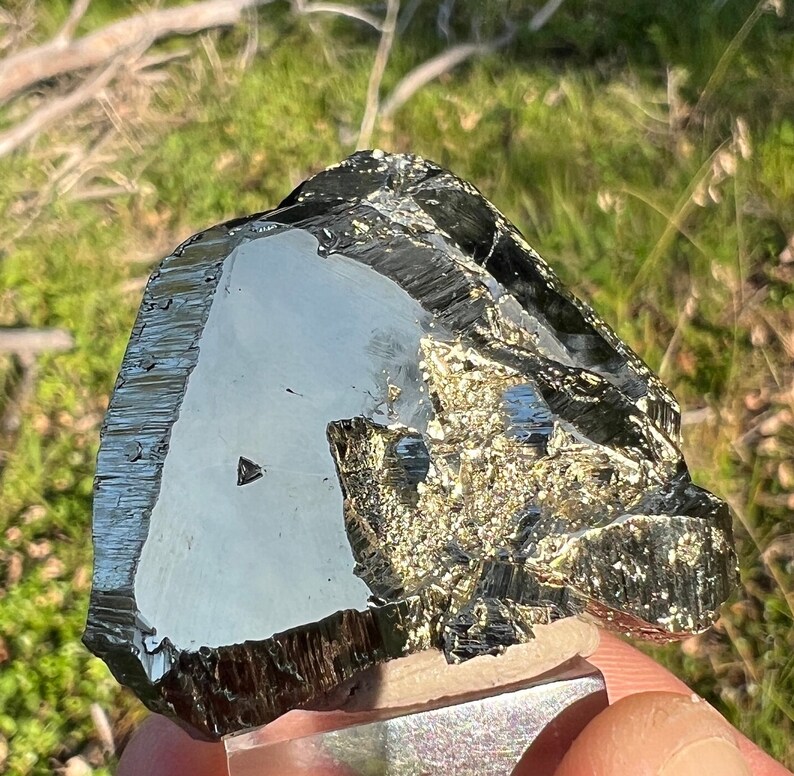 Exceptional Large Pyrite Pyramid Cluster From Peru •1/4 Pound!! 130 ...