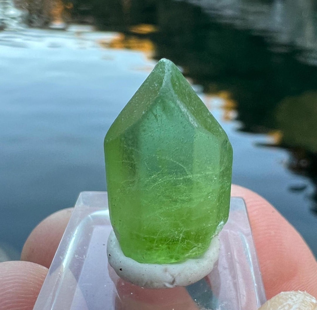 This Belongs in the Smithsonian LARGE Gem Quality Green Peridot Crystal ...