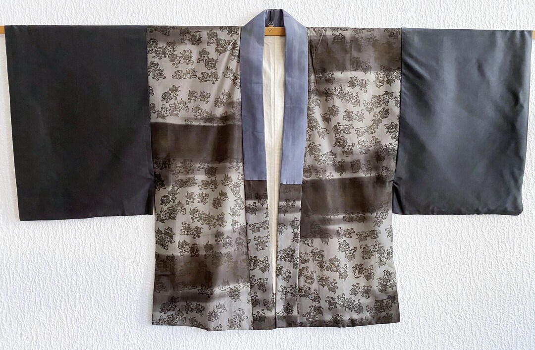 Gray Karajishi chinese Lion Pattern Men's Dye Kimono Shirts/ Silk ...
