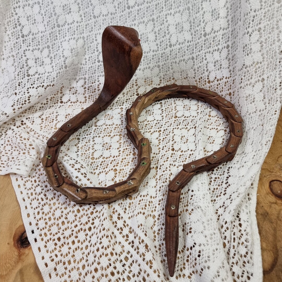 Vintage Articulated Wooden Cobra Snake. - Etsy