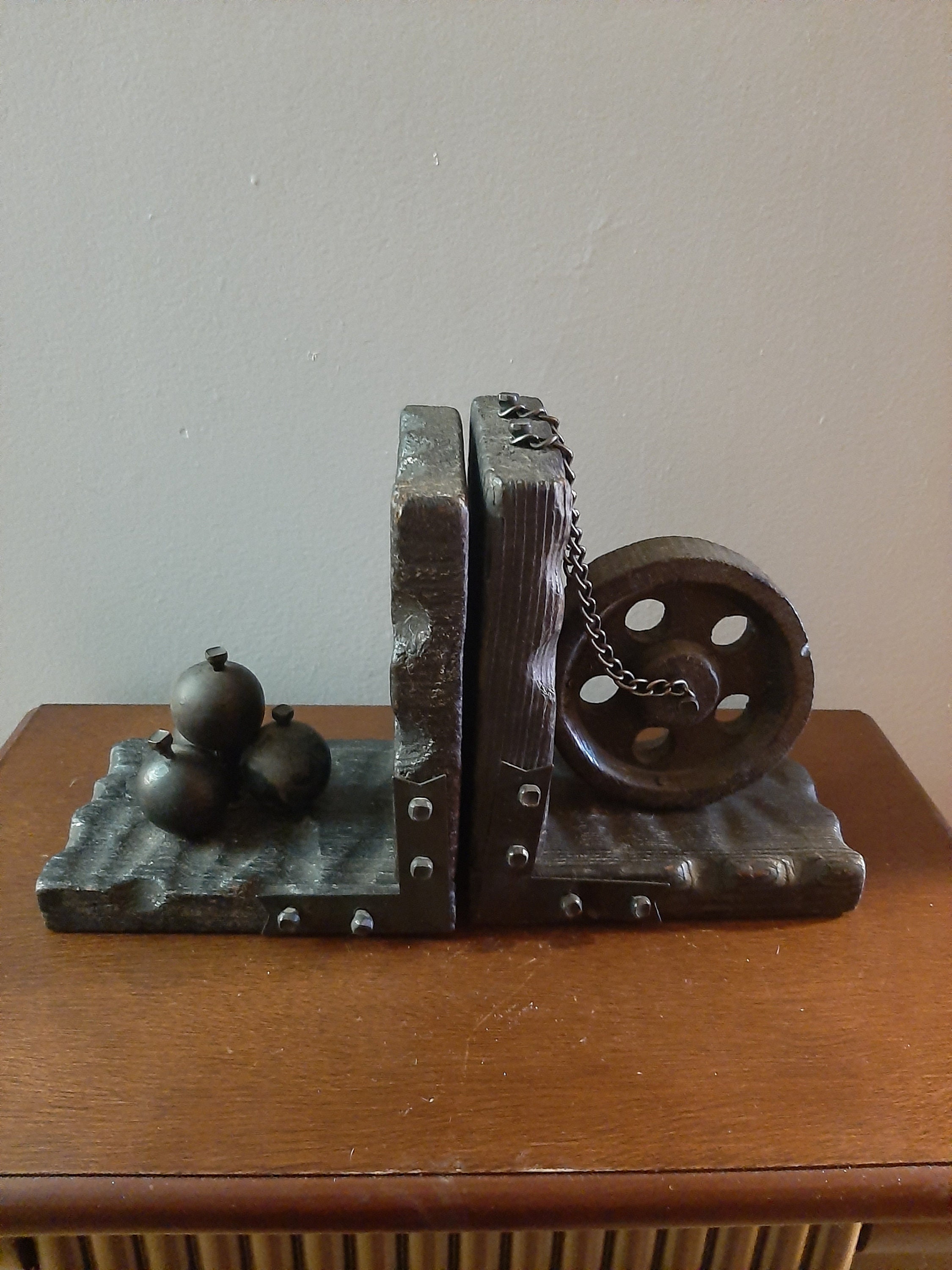 Vintage Medieval Bookends - Etsy