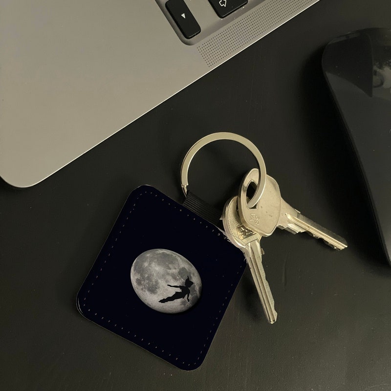 Peter Pan Key Chain - Etsy