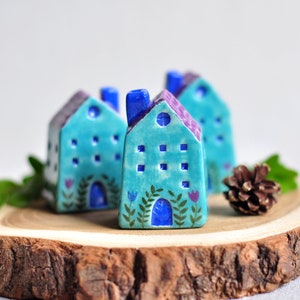 Small Ceramic House, Cute Sculpture, Pottery Figurines, Pottery ...