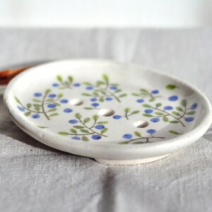 Ceramic Handpainted Soap Dish, Clay Soap Dish, White Stoneware Sponge ...