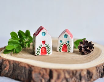 Small Ceramic House, Cute Sculpture, Pottery Figurines, Pottery ...