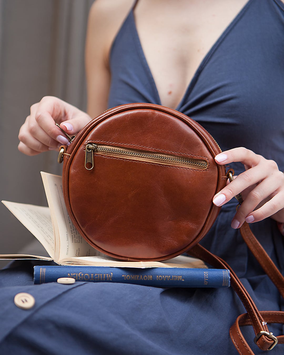 Women's Leather Round Bag, Circle Crossbody Bag, Round Purse, Round ...