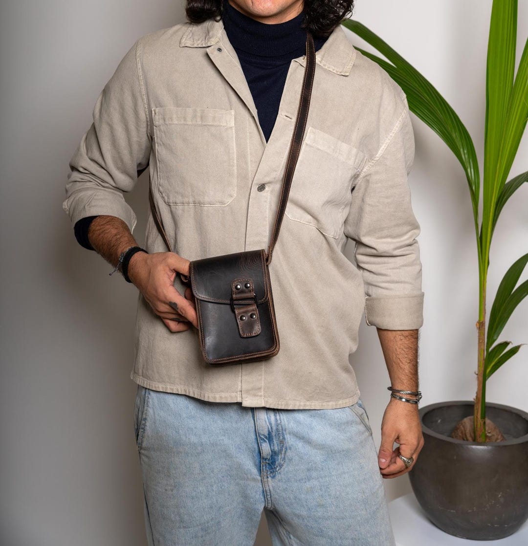 Handmade Leather Crossbody Bag for Men: Small Phone Messenger - Etsy