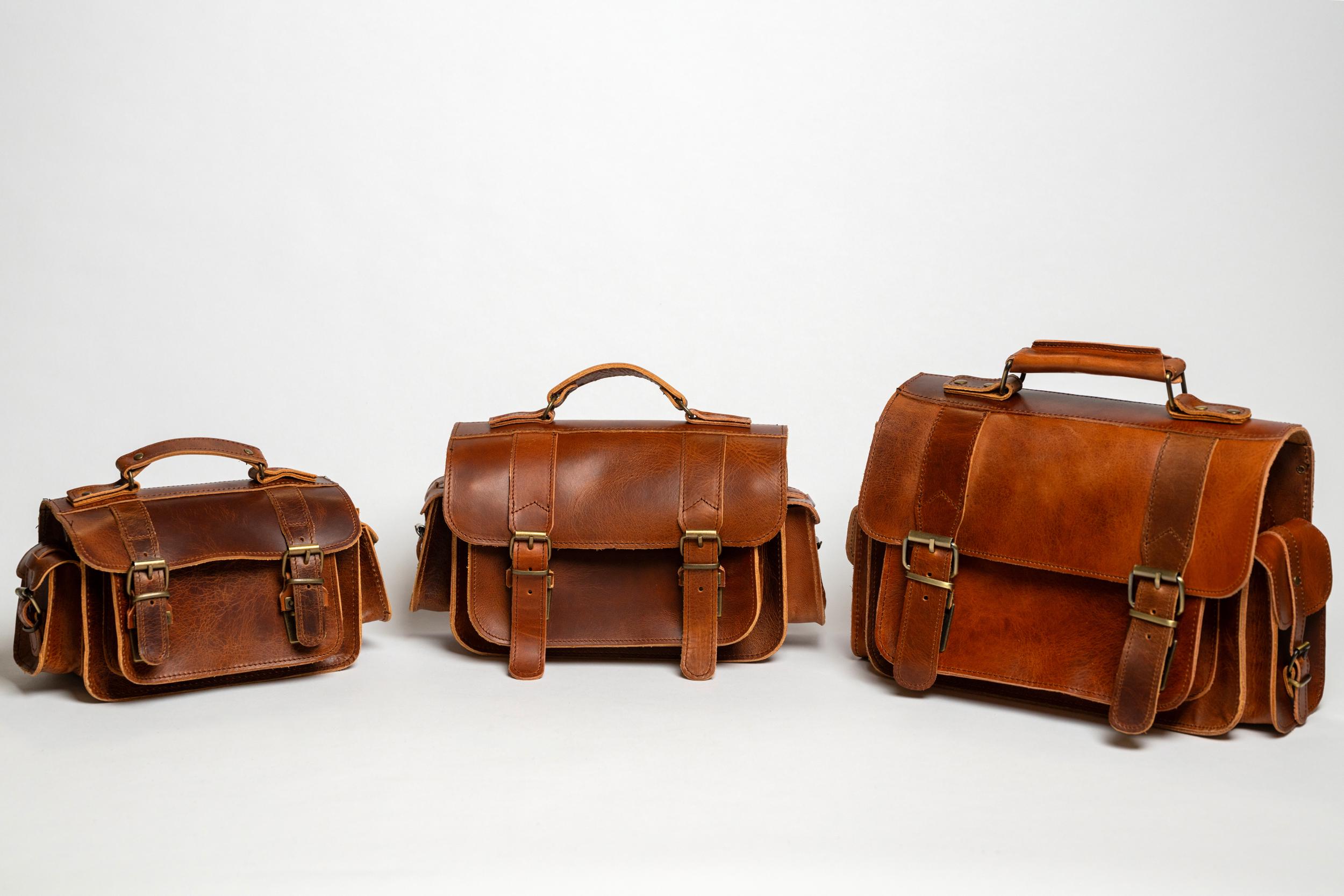 Honey Brown Leather Camera Bag: Vintage DSLR Case, Unisex Design - Etsy