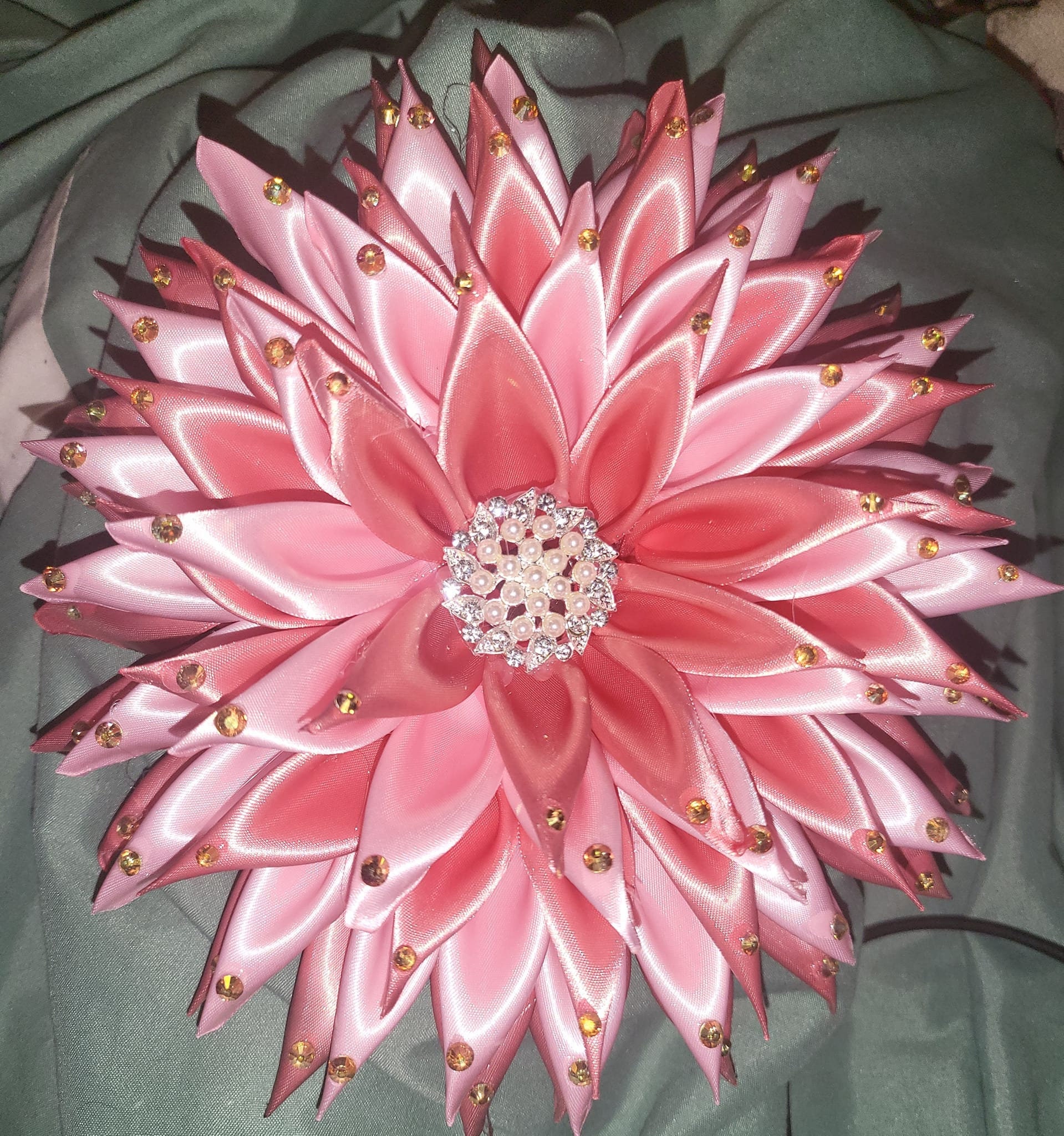 FLOWER PIN - Etsy