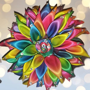 FLOWER PIN - Etsy