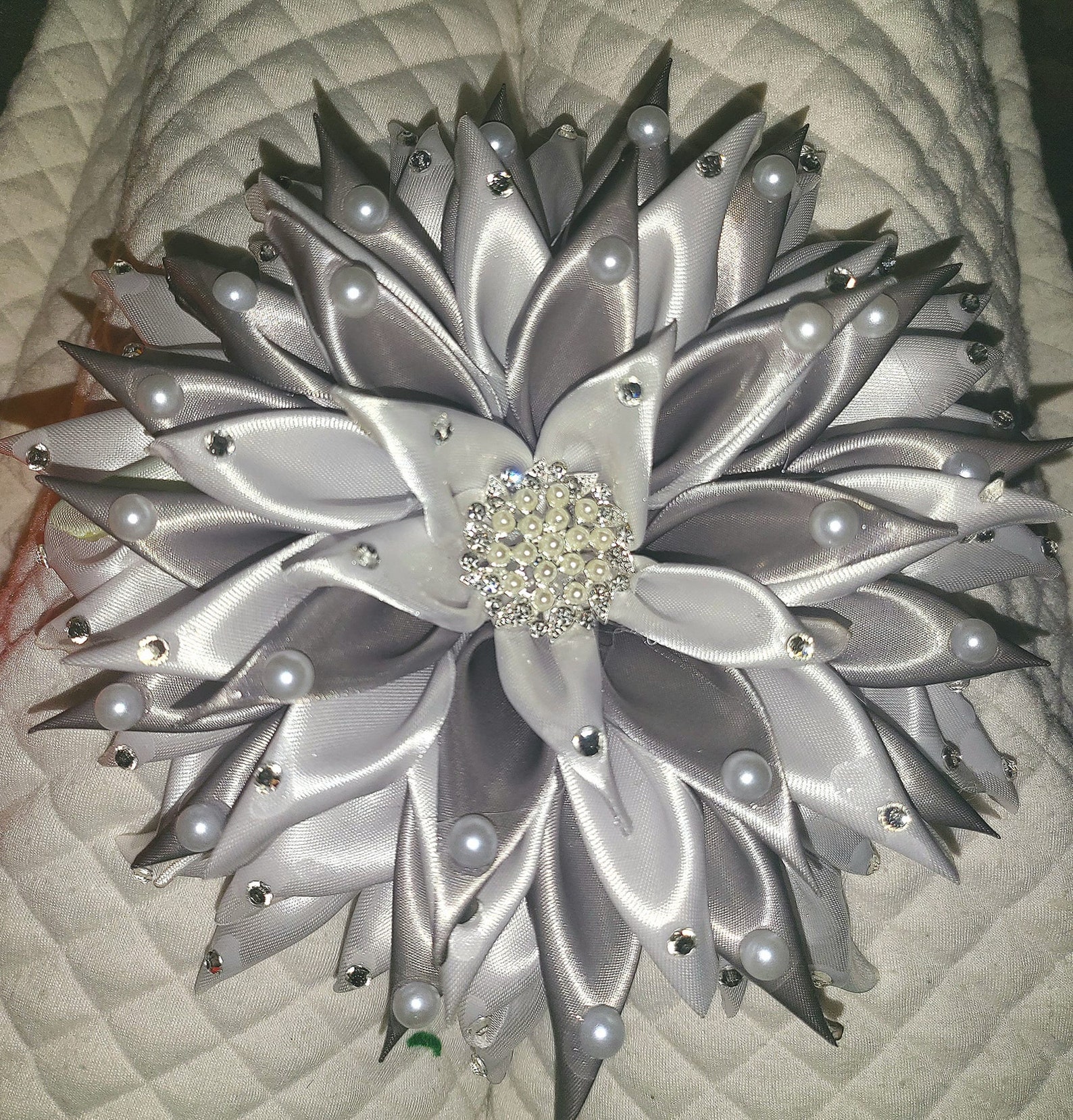 FLOWER PIN - Etsy