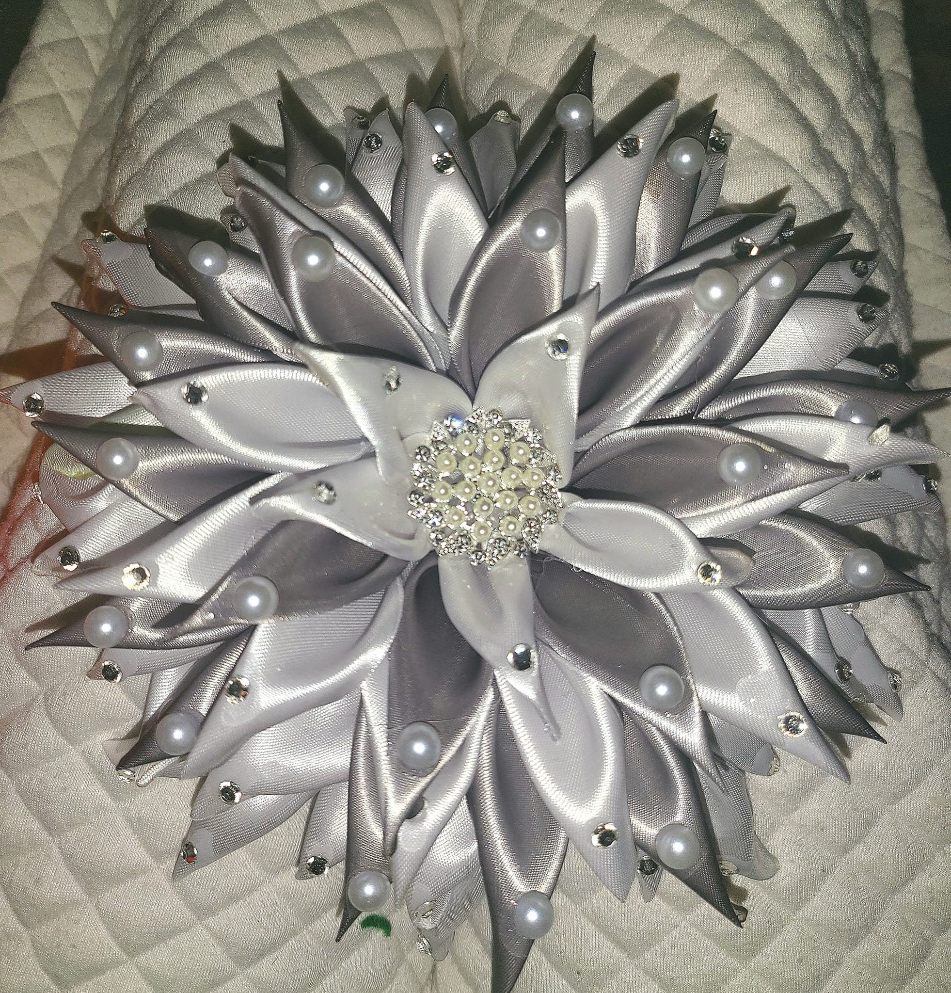 FLOWER PIN - Etsy