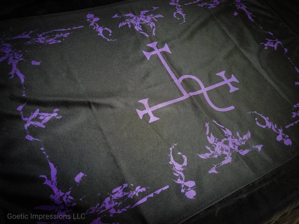 Purple Lilith Altar Cloth // Left Hand Path Altar Cloth // | Etsy