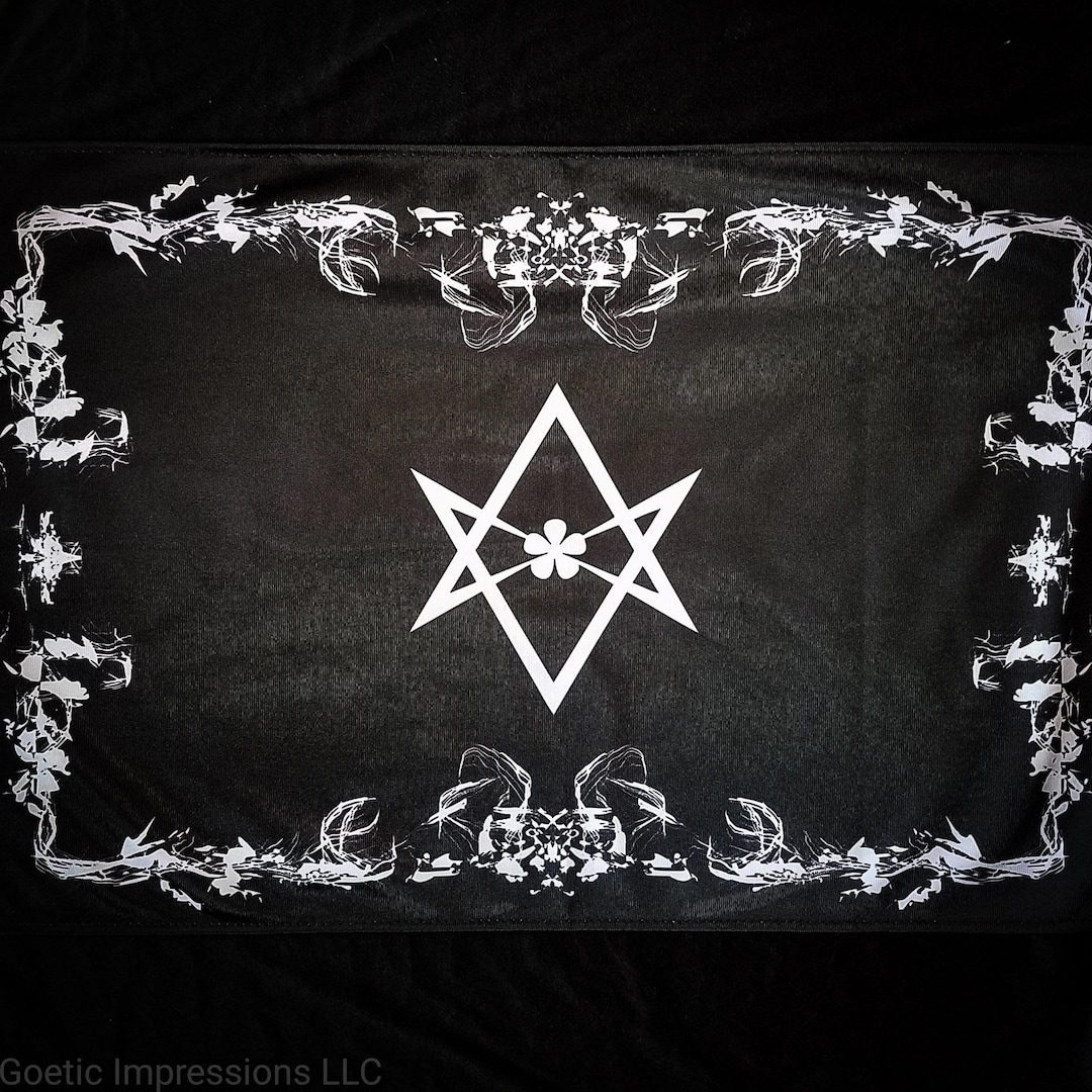 Unicursal Hexagram Altar Cloth // Thelemic Altar Decor // Aleister ...