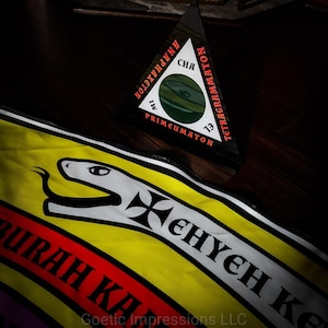 Triangle of Solomon - Writable/erasable Reflective Surface for Easy ...