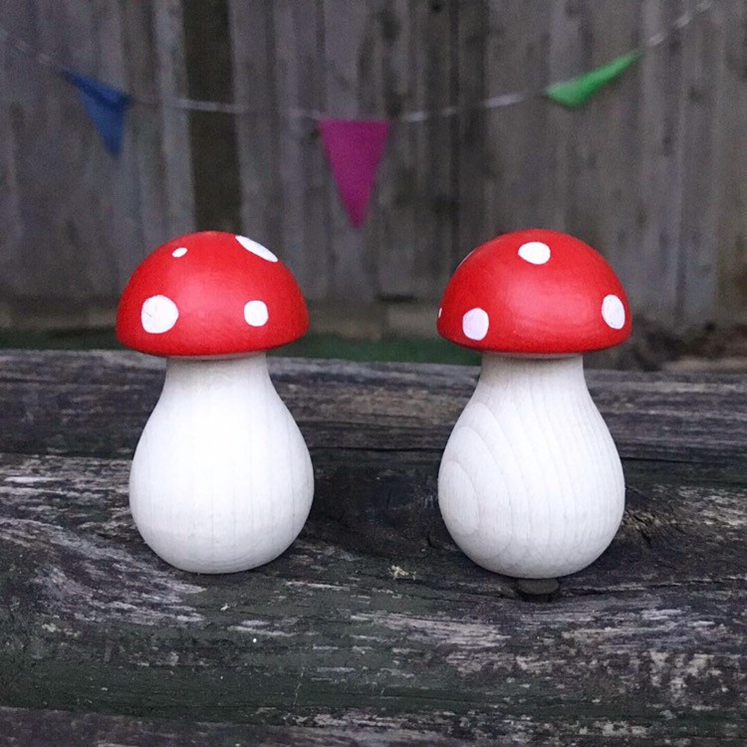 Toadstool Small World Accessories - Etsy