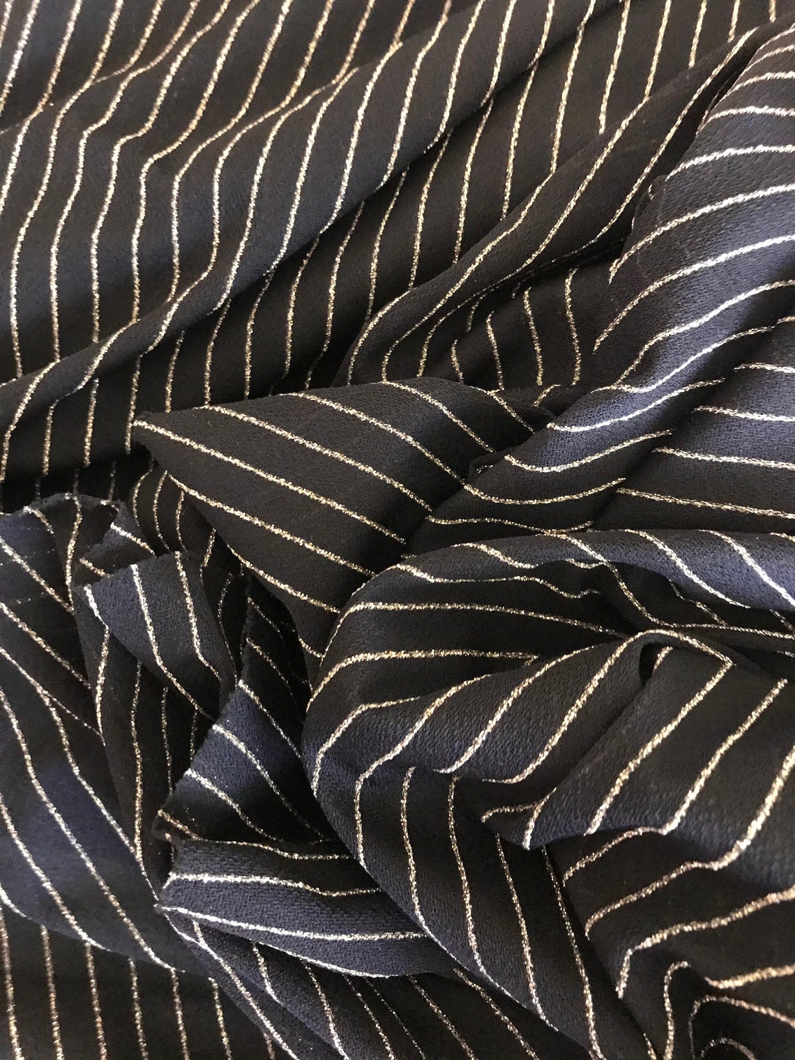 30m Vintage schwarz Polyester Krepp Stoff mit gold Lurex - Etsy.de