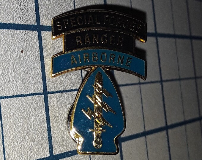 New Arrowhead Special Forces RANGER AIRBORNE Division Ops Lapel Pin W ...