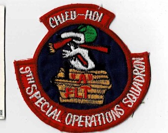 Large Vietnam War SNOOPY Vs RED BARON Sopwith Camel Us Air Force Squadron Shoulder Patch Quilt ...