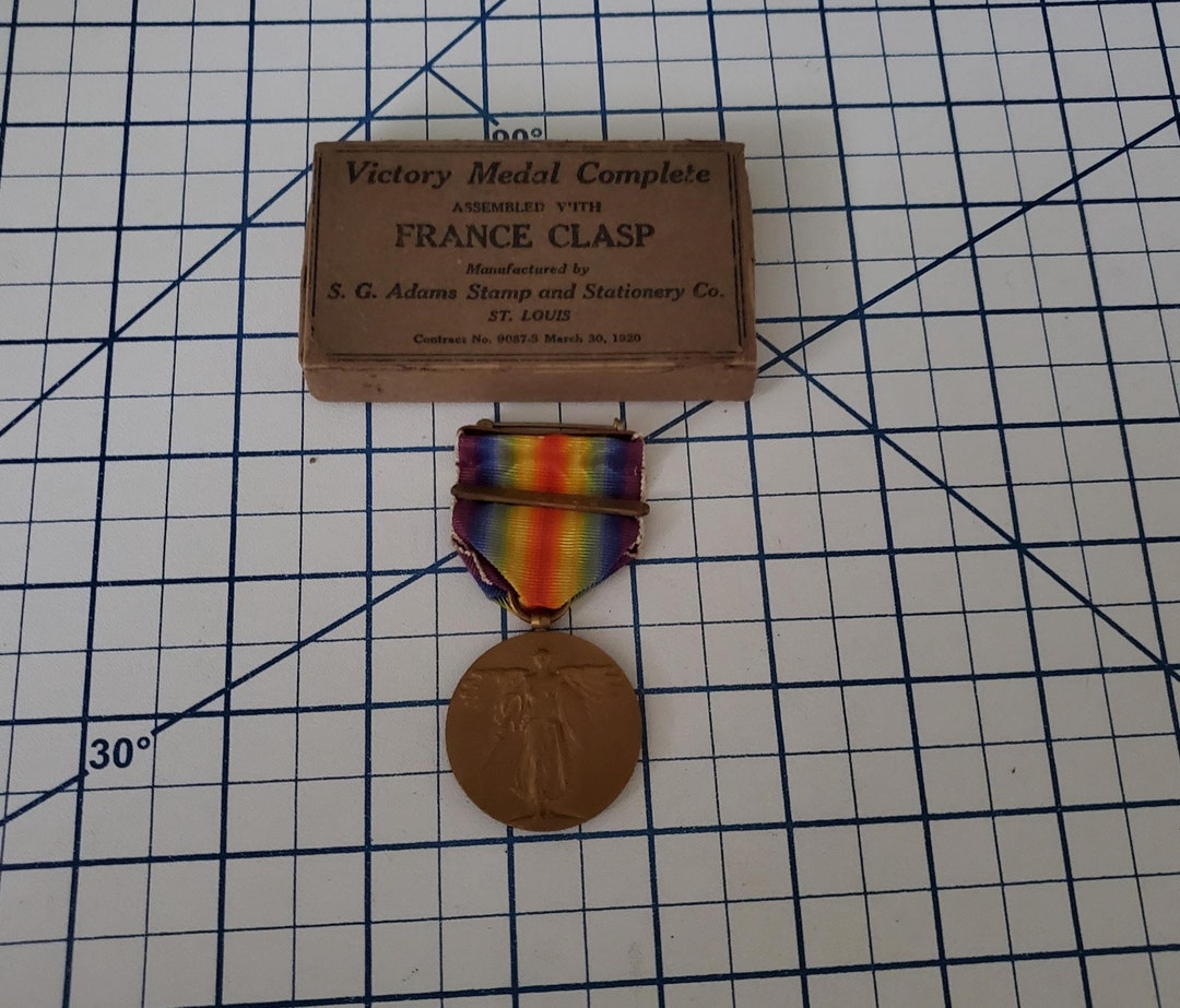 Orig WW1 US VICTORY W/ France Bar & the Original Box - Medal Insignia ...