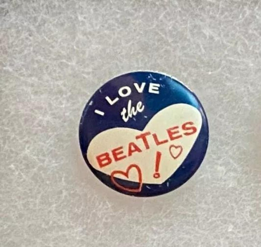 Original 1964 I LOVE the BEATLES - Metal Pin Pinback Vintage Rock Band ...