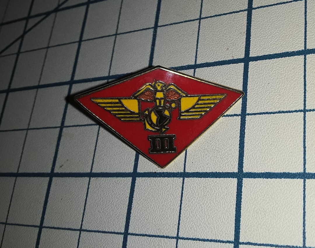 WW2 Usmc 3rd MARINE AIR WING Iii Third Crest Badge Insignia W/ Clutch ...