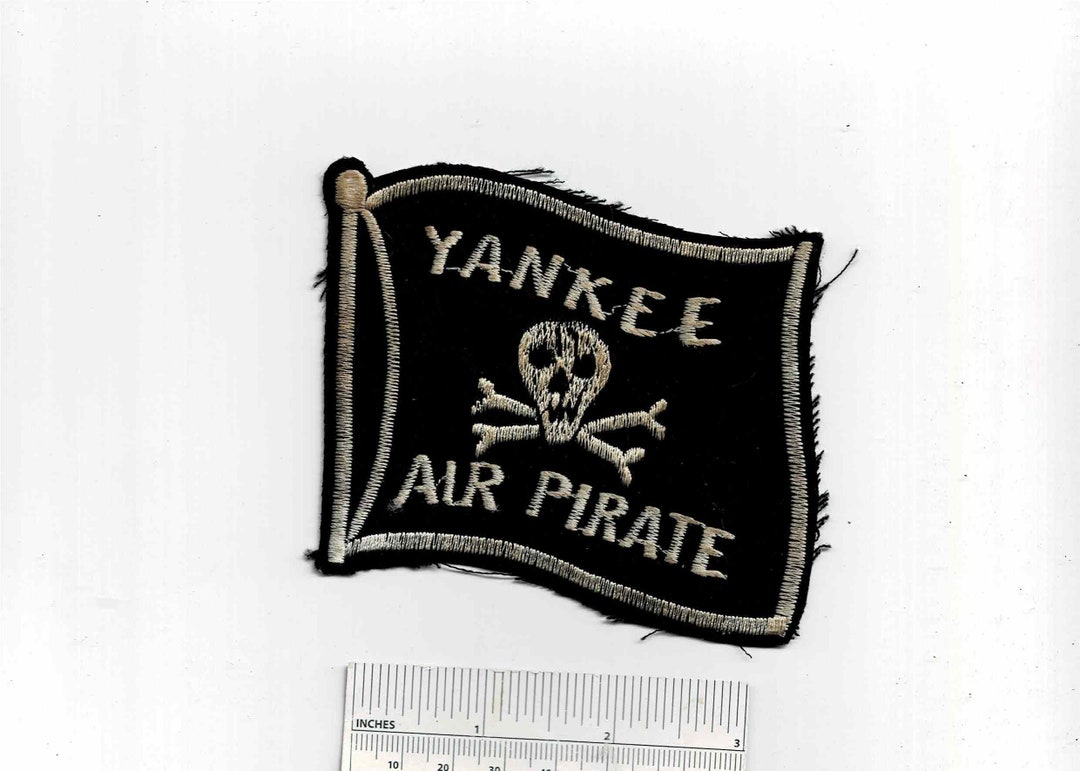 Vietnam War JOLLY ROGER Yankee Air Pirates Skull & Crossbones Patch ...