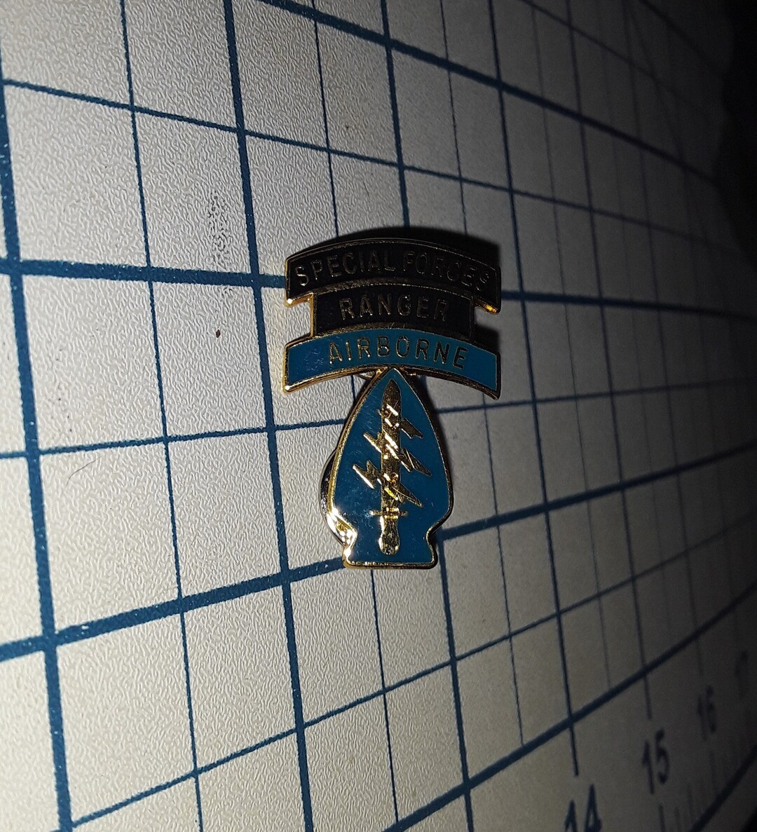 New Arrowhead Special Forces RANGER AIRBORNE Division Ops Lapel Pin W ...
