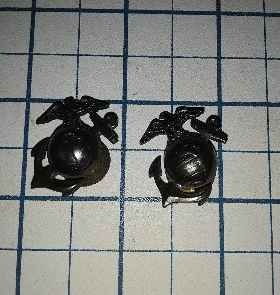 Lot of 2 WW2 Orig Early USMC COLLAR EGA Insignias Screw Post #1 Us ...