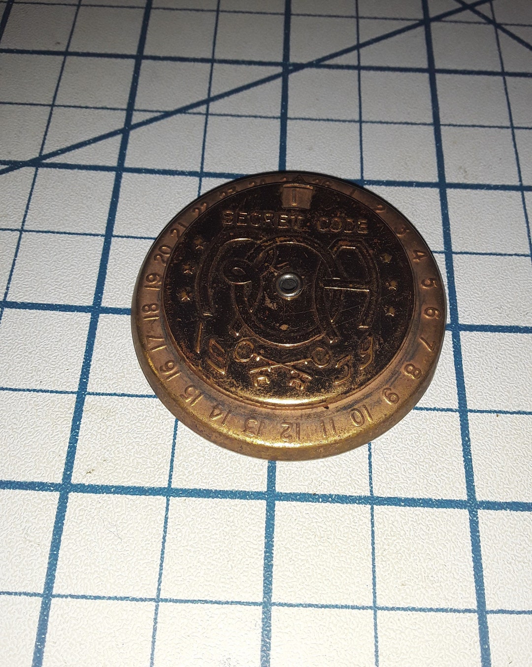 1939 LITTLE ORPHAN ANNIE Code Captain 2 Secret Society Badge Pin ...