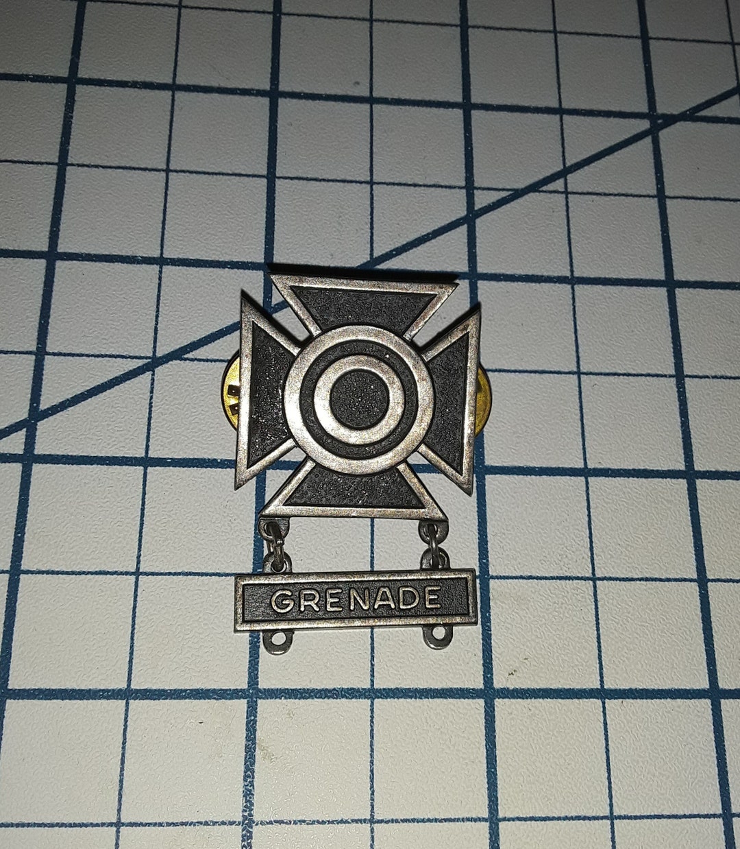 Vietnam War SHARPSHOOTER Badge W/ GRENADE Qual Bar W/ Clutch Pins Nam ...