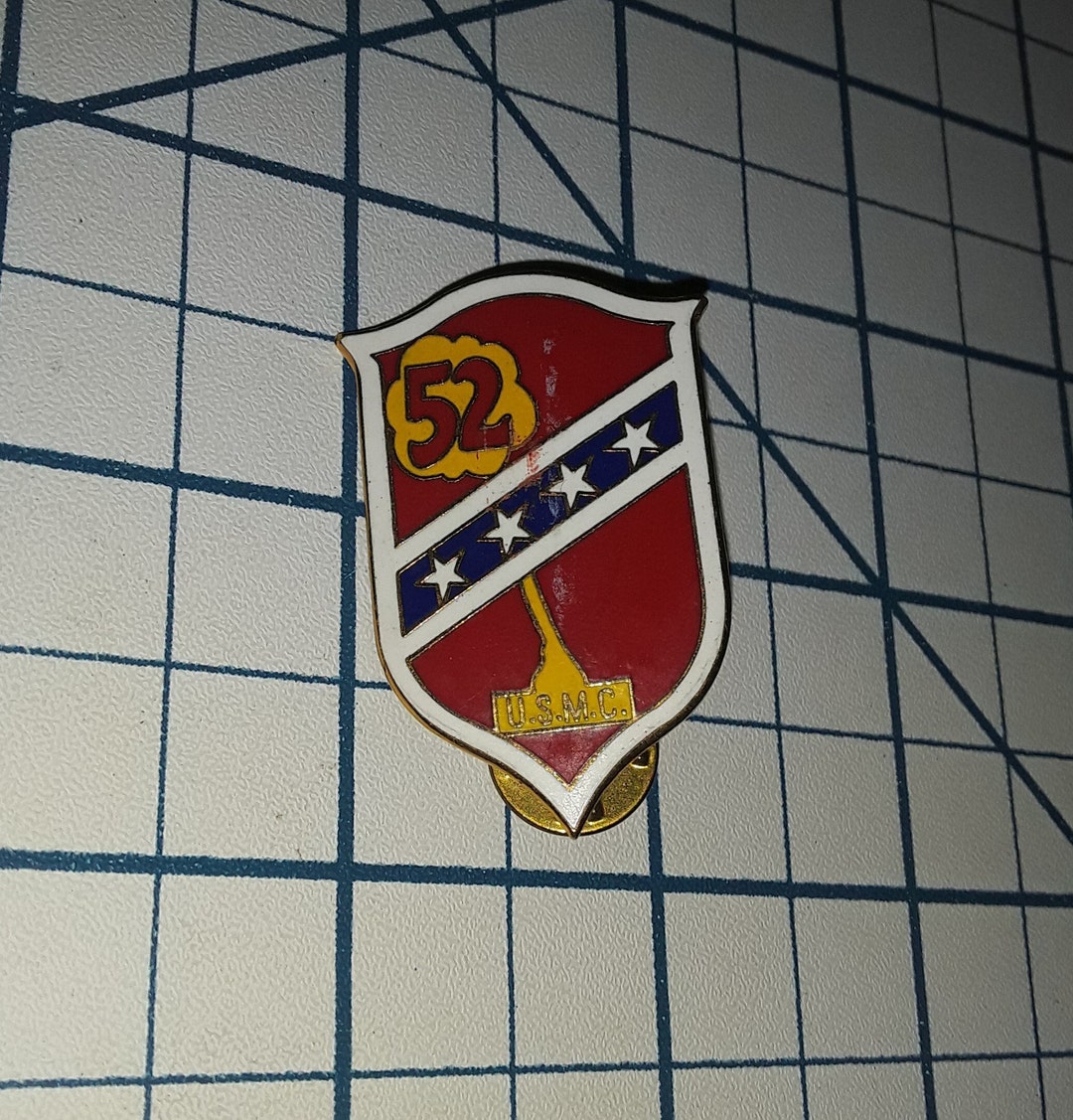 WW2 Usmc 52nd Defense Battalion Crest Badge Insignia W/ Clutch Pins ...