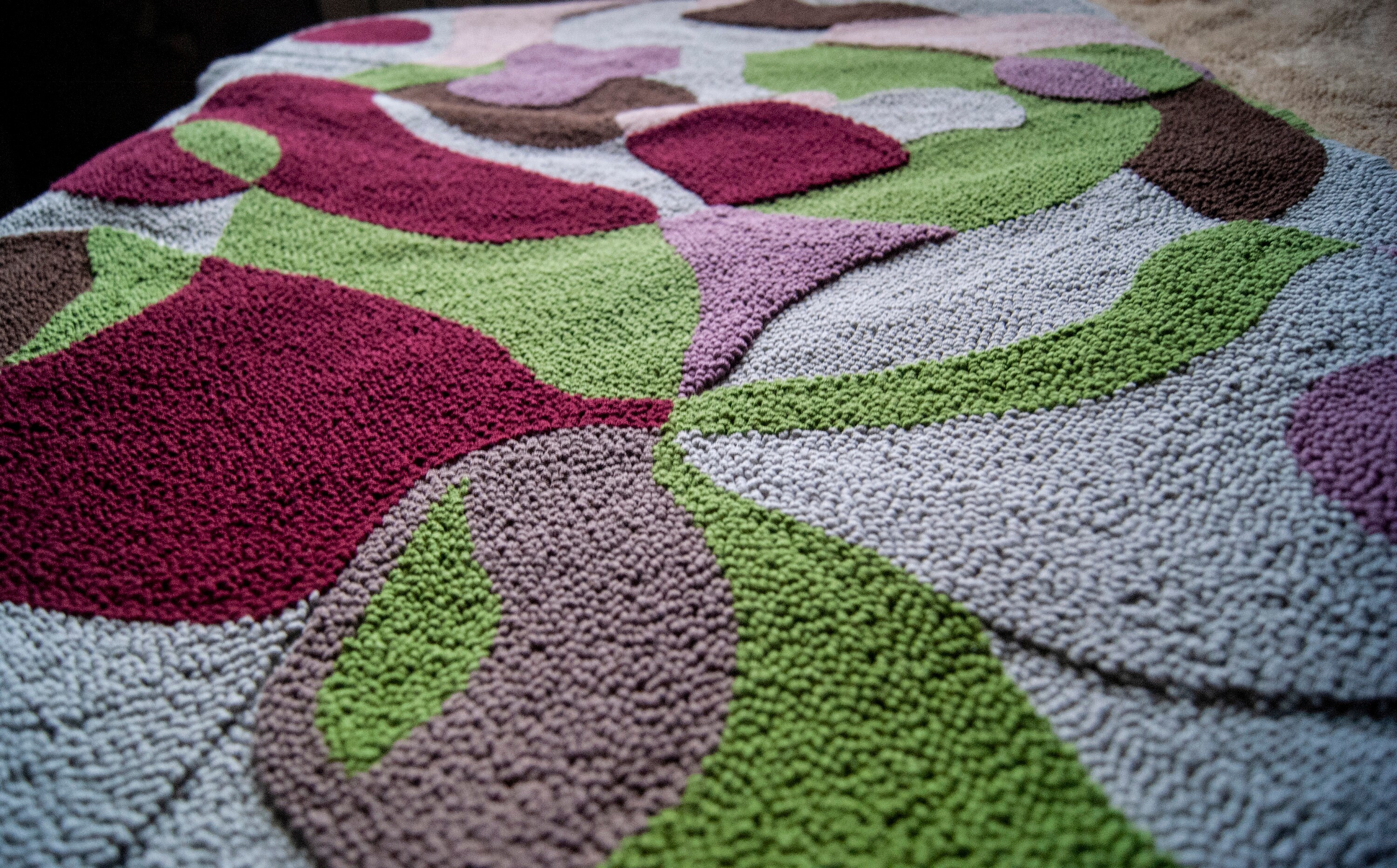 Handmade Wall Hanging Rug 'HUGS' / Abstract Tapestry Rug XXL/ Punch ...