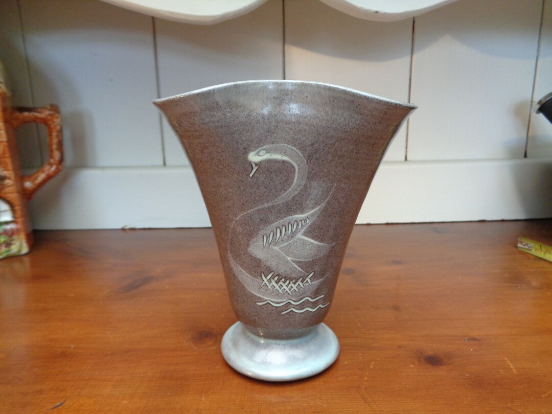 Dunster Pottery Vase, Dunster Studio Pottery Altered Swan Vase, George ...