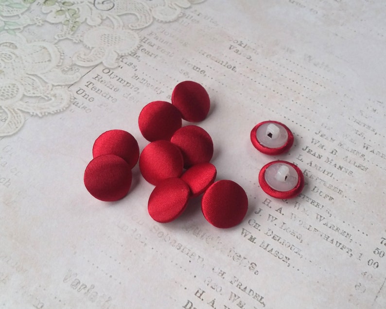 Red Satin Fabric Buttons: Bridal Sewing, Color #2 - Etsy