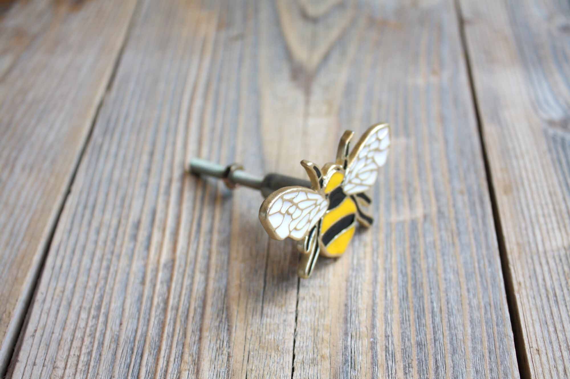 Bee Drawer Knob or Pull | Etsy