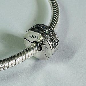 Authentic Pandora Pave CLEAR Stone Clip Charm 791678c01/pandora ...