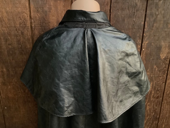 Goth Supreme leather cape - Gem