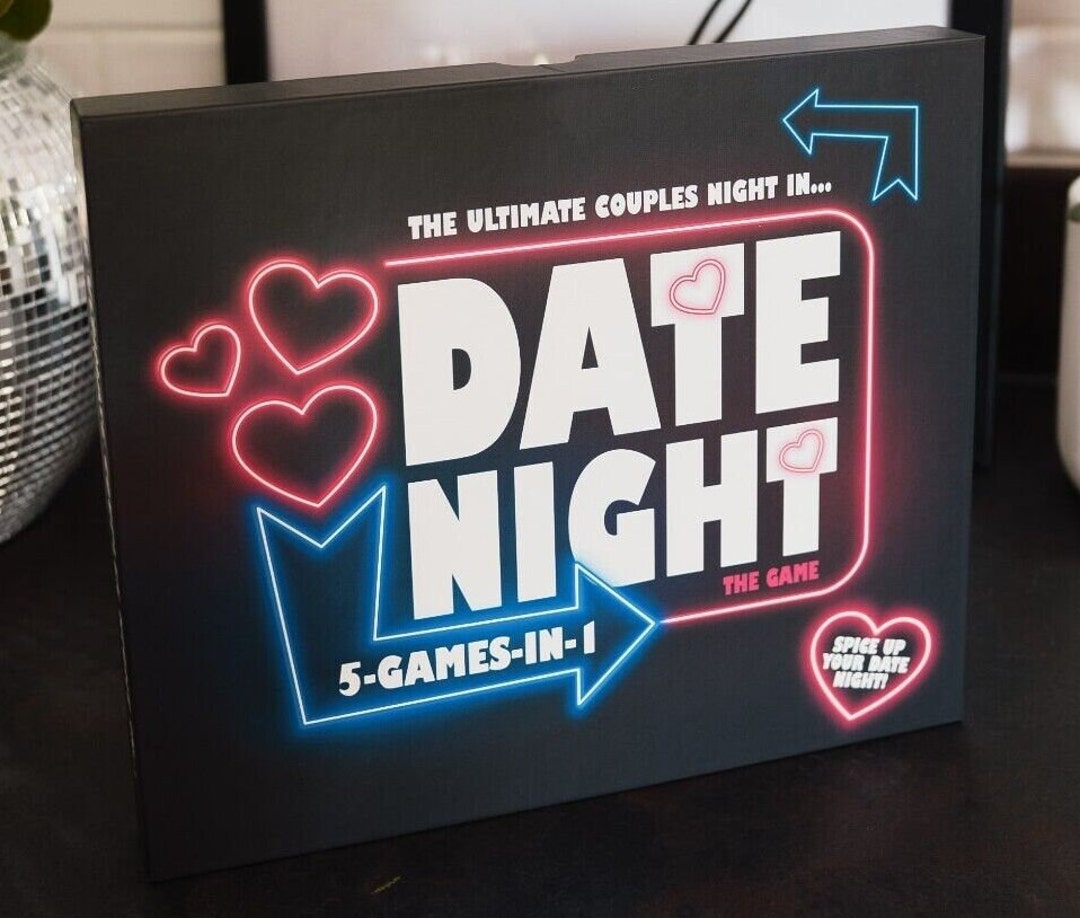 Date Night the Game - the Ultimate Couples Night in 5 Games in 1 ...