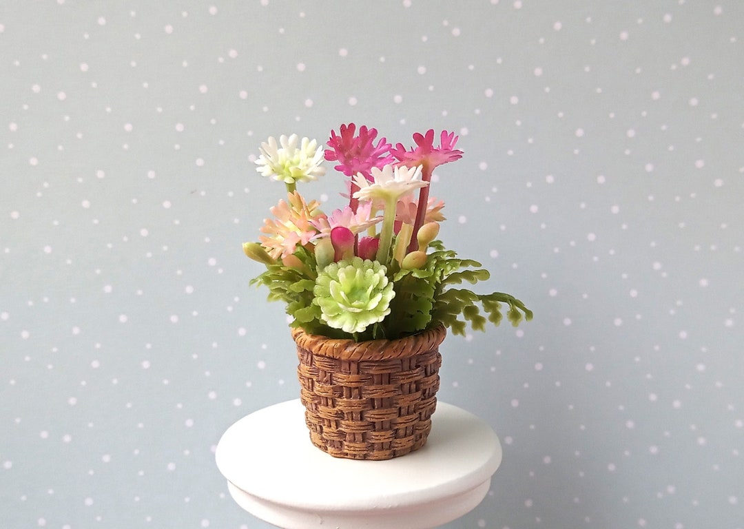 Miniature Flowers Bouquet Basket Modern Miniature Potted Plant, Scale 1 ...