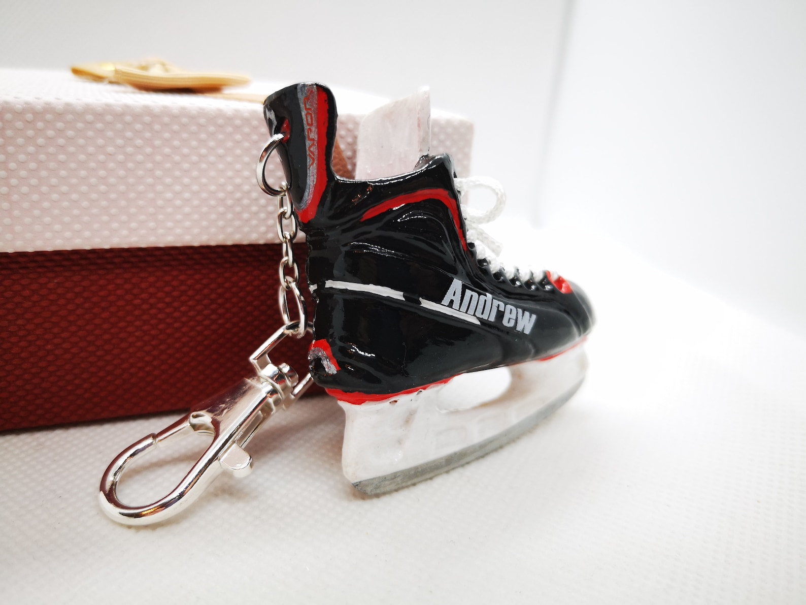 Custom Hockey Skate Keychain: Personalized Hockey Skates Ornament ...