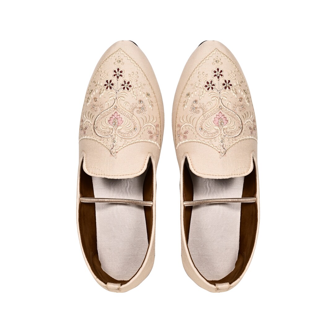 Men’s Juties Shoes | Beige Colour Handmade Ethnic Men’s Mojari / Jutiya ...
