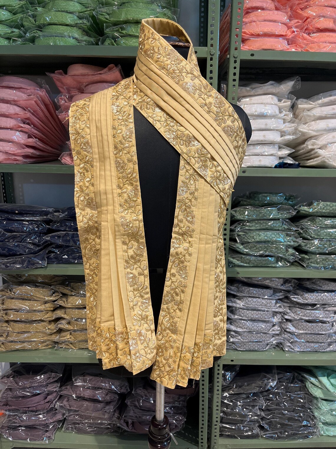 Royal Jodhpuri Style Men Silk Maharaja Dupatta Shawl for Groom Sherwani ...