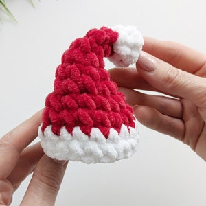 Mini Crochet Santa Hat Pattern, Easy Crochet Christmas Ornament - Etsy
