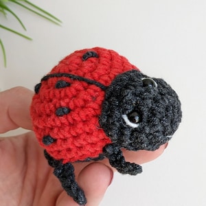 Crochet Ladybug Amigurumi Pattern, Ladybug Keychain Easy Crochet ...