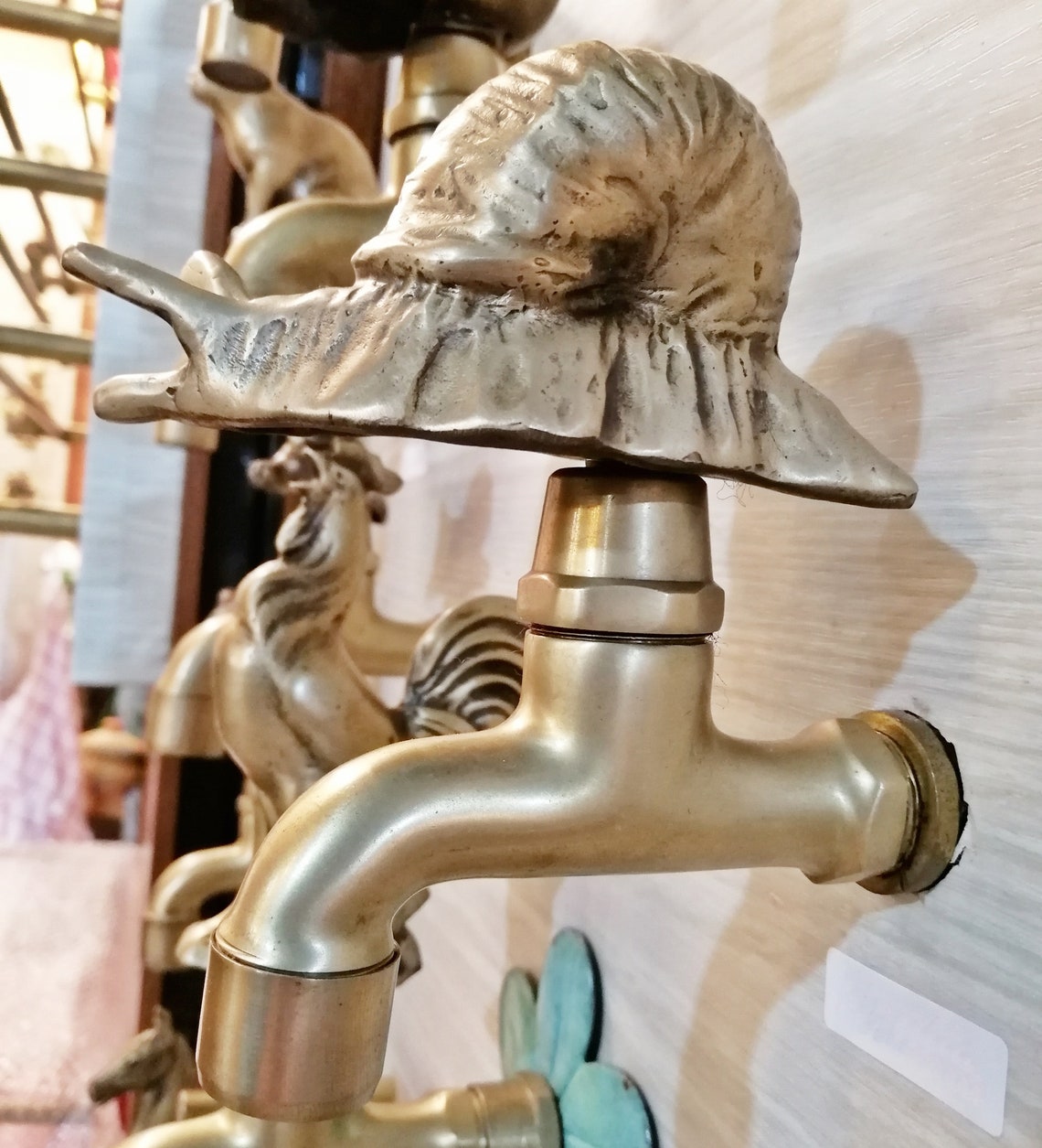 Faucet Snail Spigot Wash Bowl Vintages Brass Basin Sink Tap Water Home ...